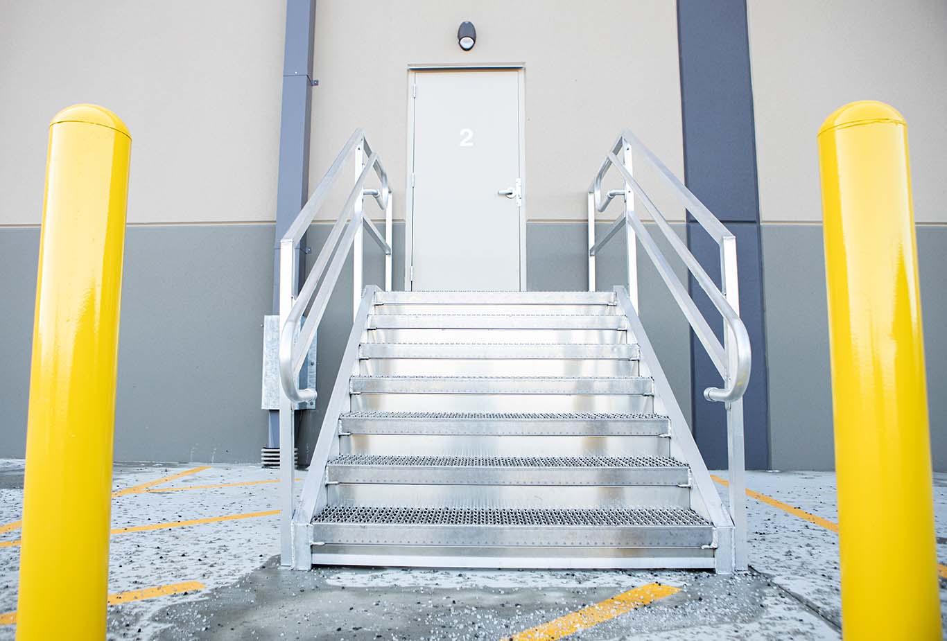 Dock Steps and Stairs for Loading Docks